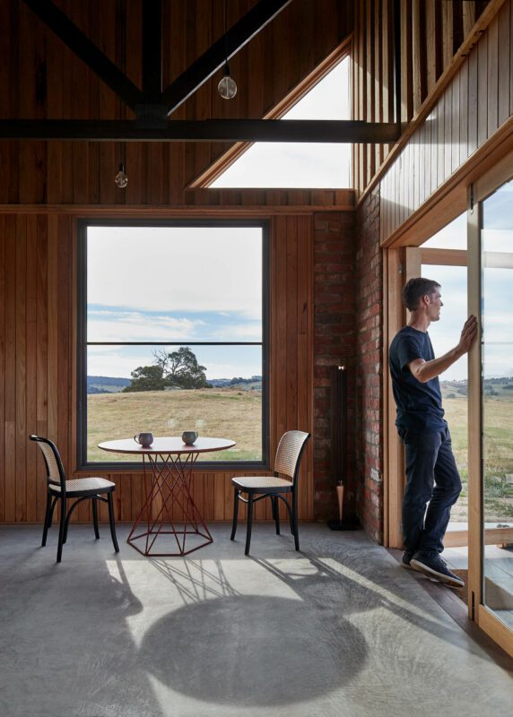 Nulla Vale House and Shed - MRTN Architects