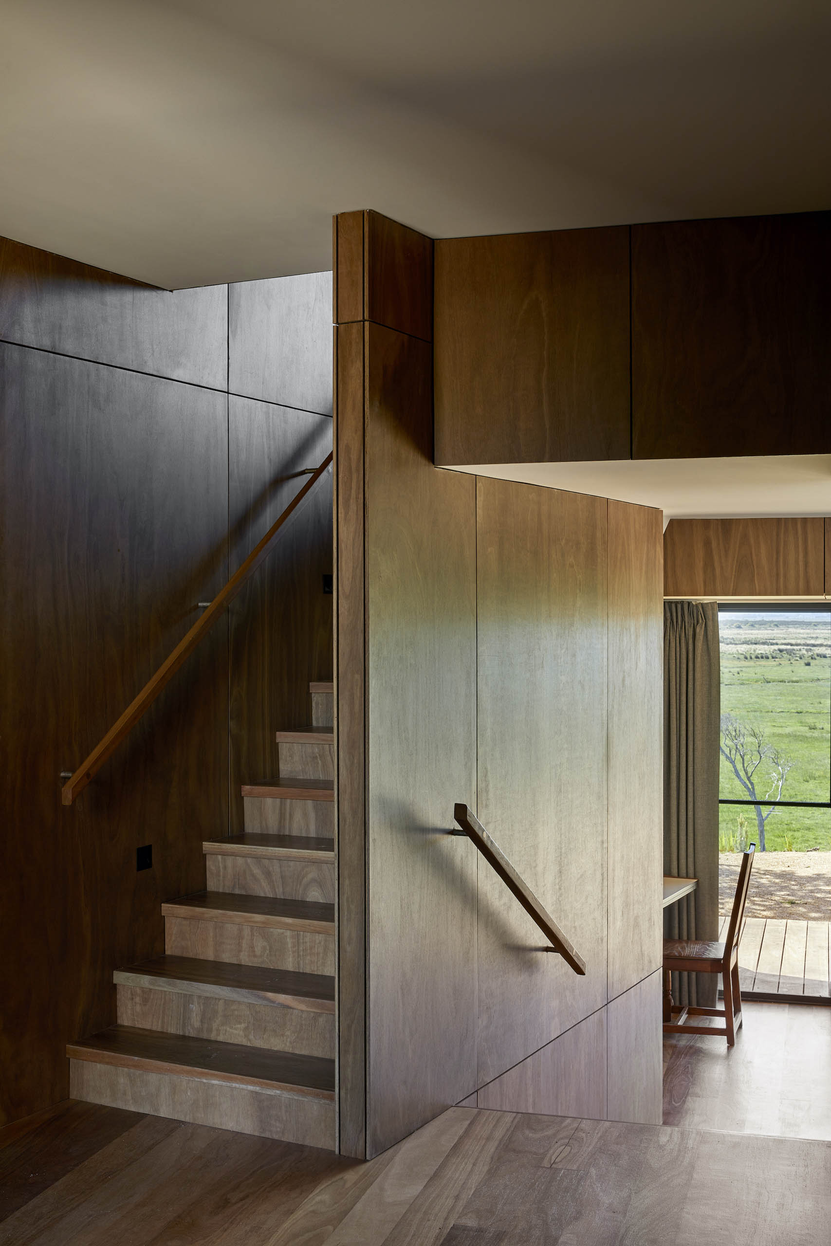 Hide House in Venus Bay - MRTN Architects