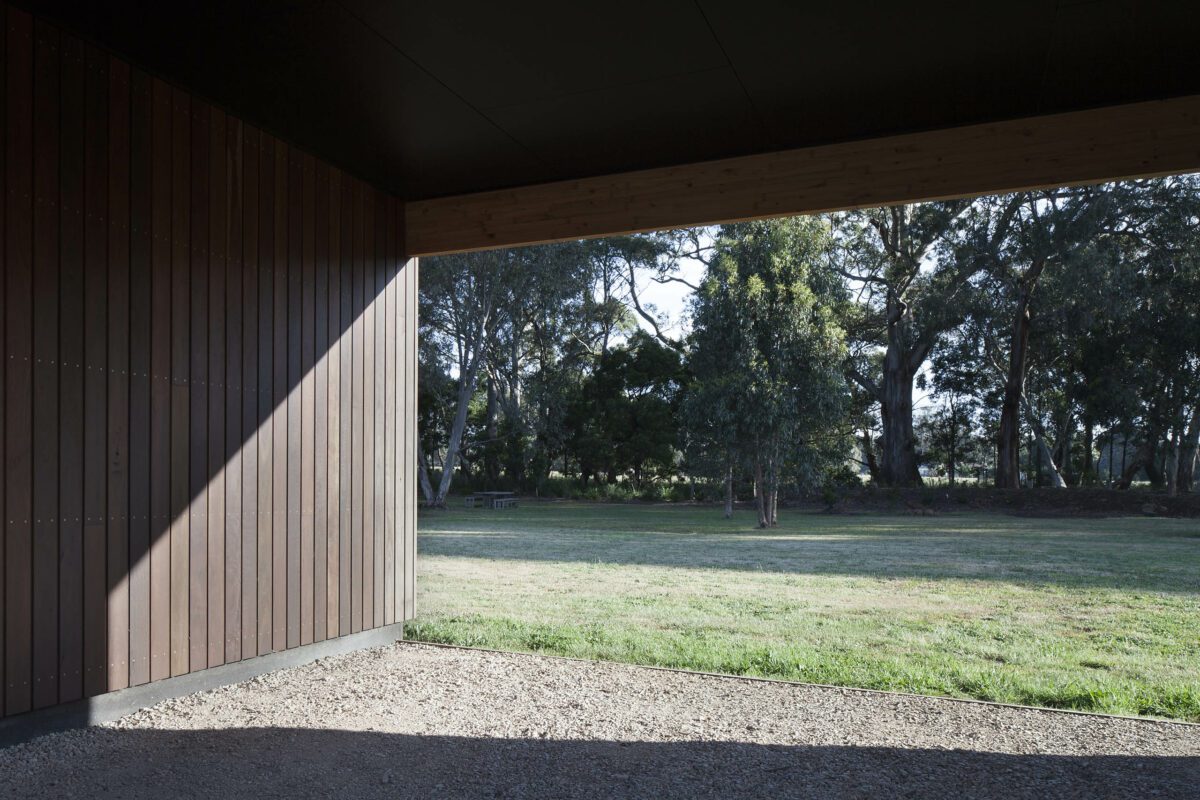 Trentham Long House - MRTN Architects