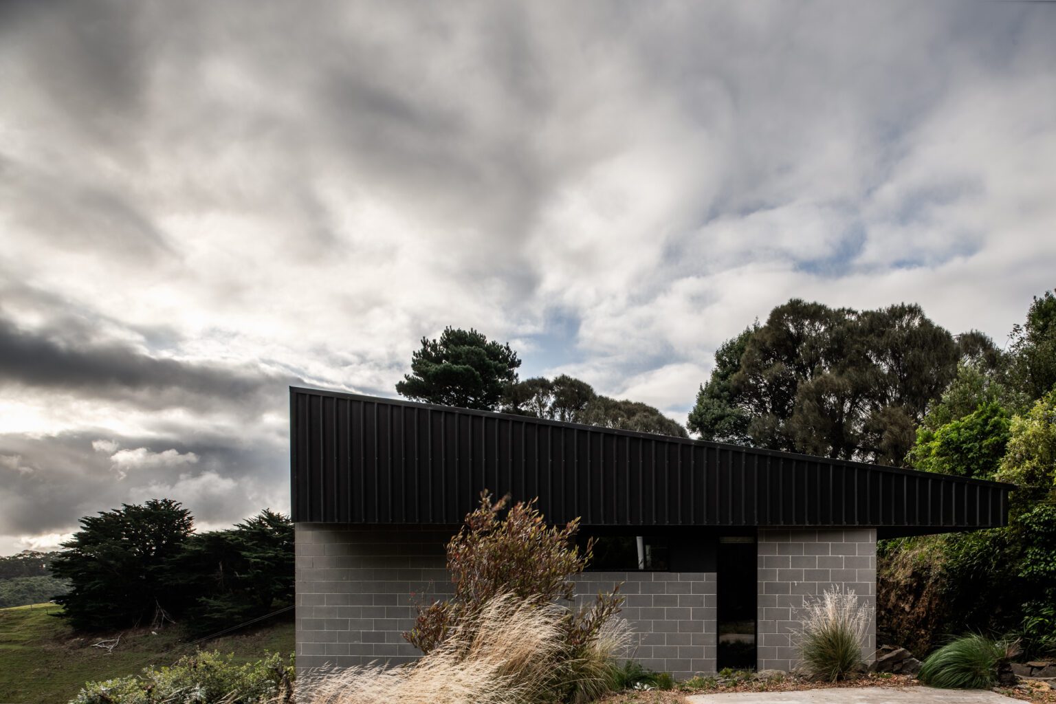 Wings Way in Skenes Creek - MRTN Architects